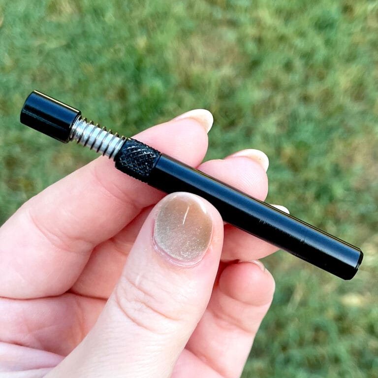 Self-Cleaning One Hitter Pipe | Ejectable Black Metal - Best One Hitters