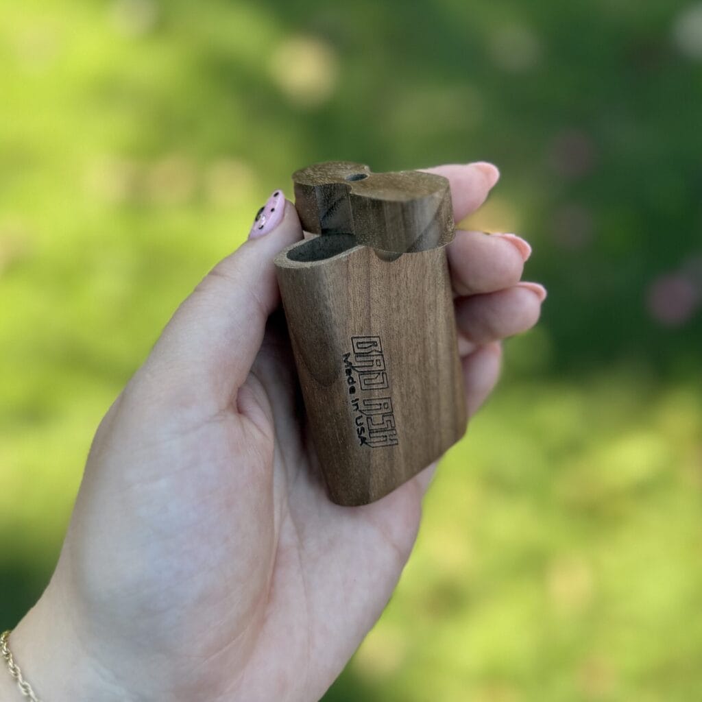 Mini Dugout with Wooden One Hitter Pipe - Best One Hitters
